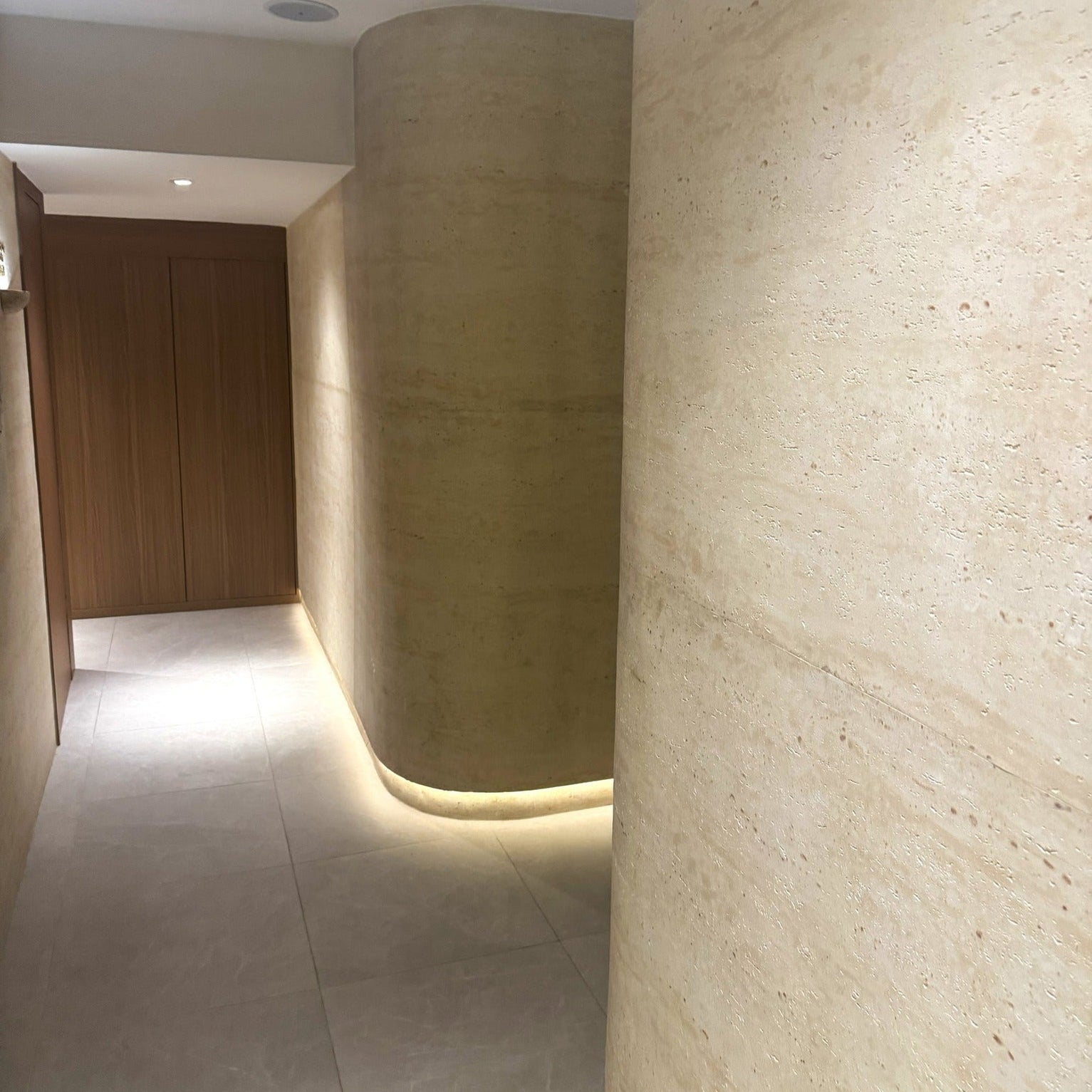Flexible 3D Stone Wall Panel Sample - TRAVERTINO | DECKO Flexistone ...